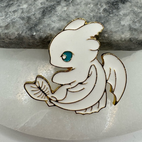 Jewelry | 315 Toothless Light Fury How To Train Your Dragon Enamel Pin ...